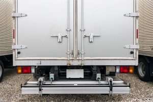 Detection of truck door opening - ELA Innovation
